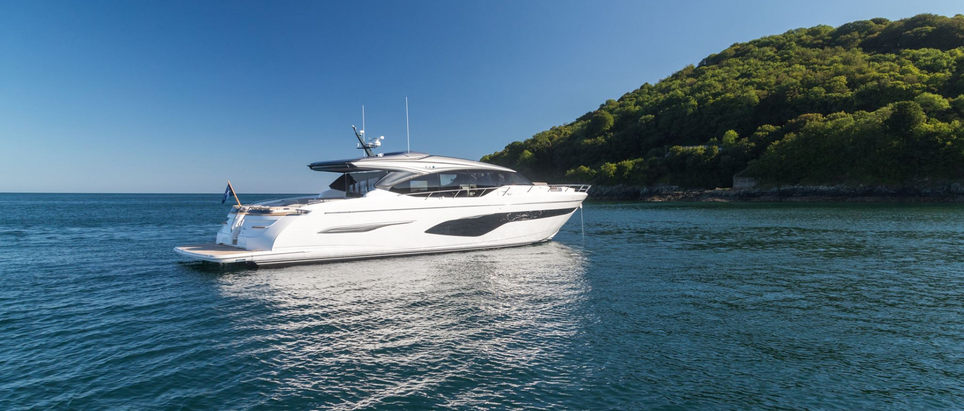 Princess France - Flybridge Yachts, V Class Sport Yachts, M Class Yachts