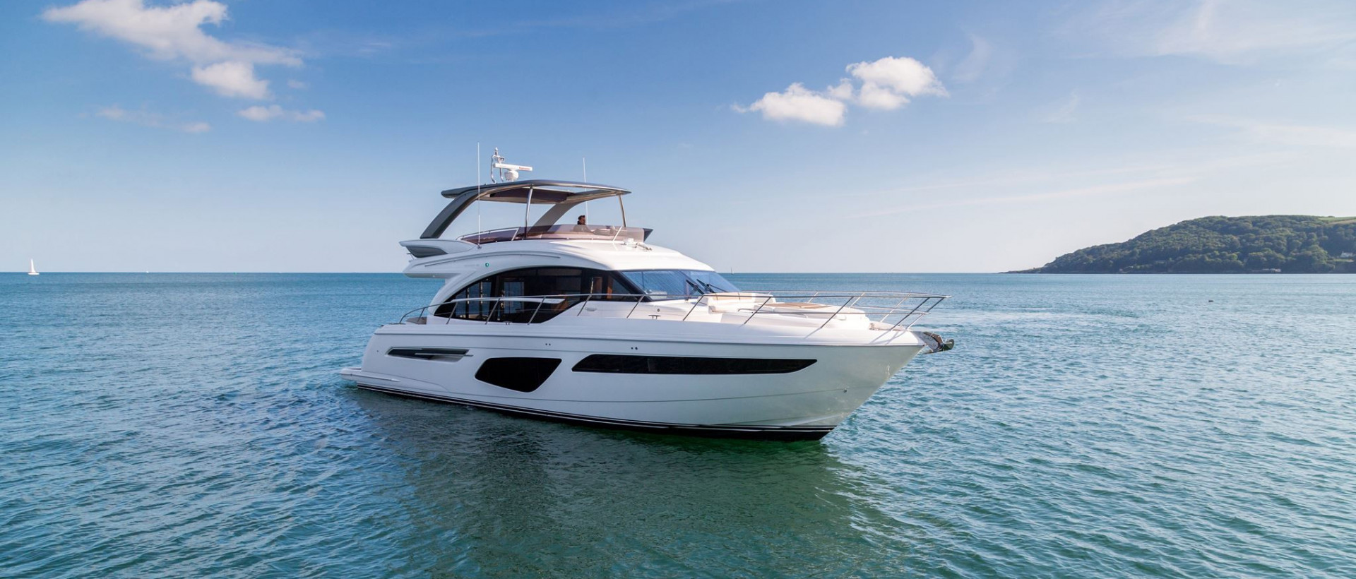 Princess France - Flybridge Yachts, V Class Sport Yachts, M Class Yachts