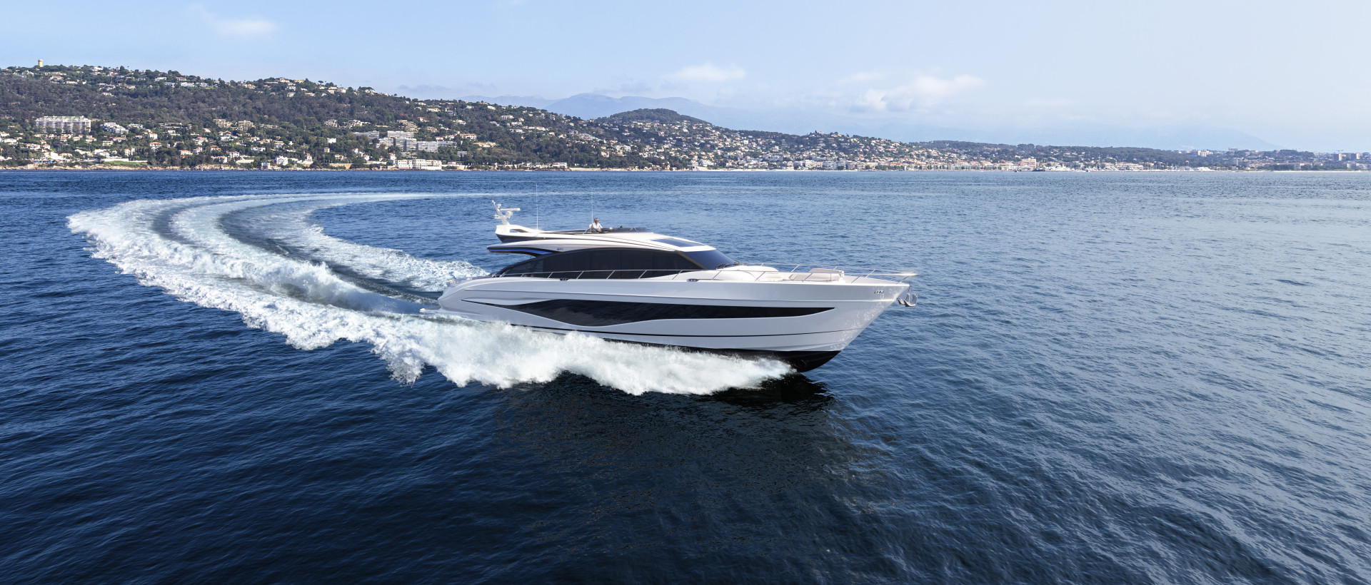 Princess France - Flybridge Yachts, V Class Sport Yachts, M Class Yachts